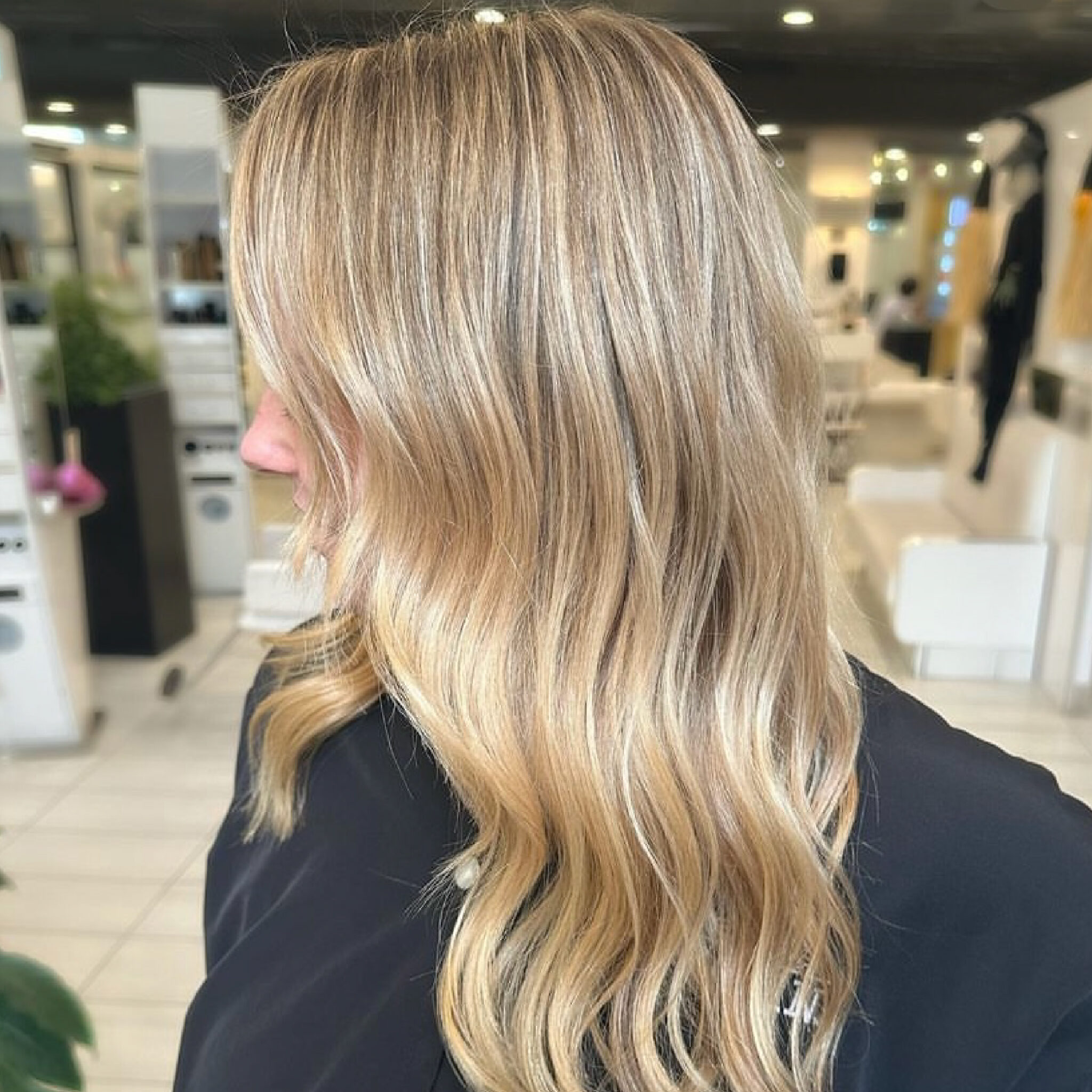 Hair Salon & Stylists In Chicago